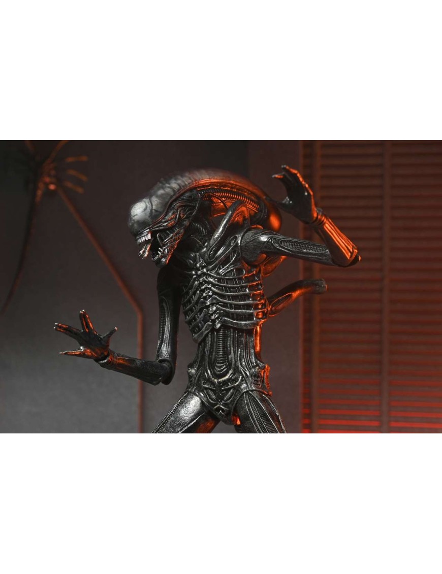 Neca Alien Romulus Scorched Alien Xenomorph XX121