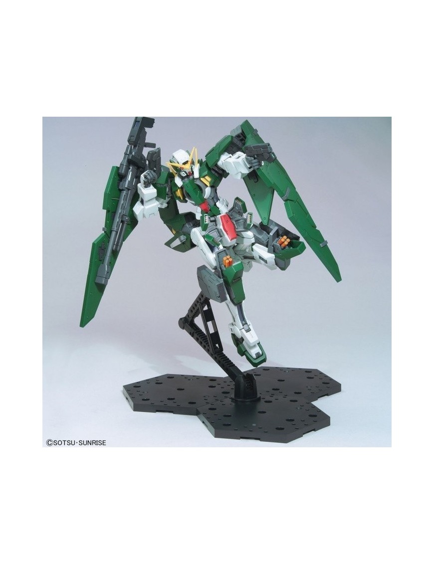 Bandai Master Grade MG 1/100 Mobile Suit Gundam GN-002 Gundam Dynames