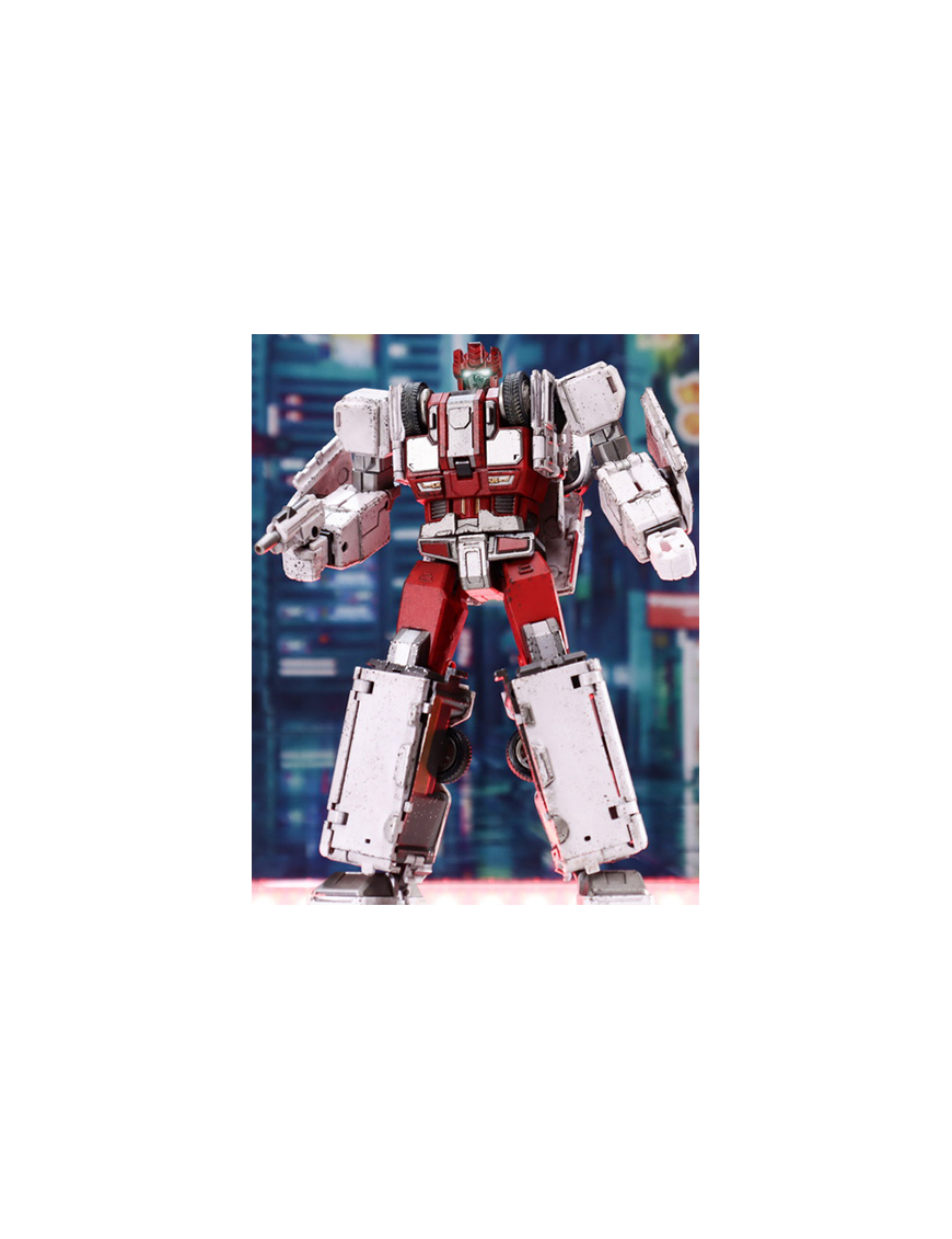 Generation Toys GT-08 Transformers Guardian Battle Damage Version